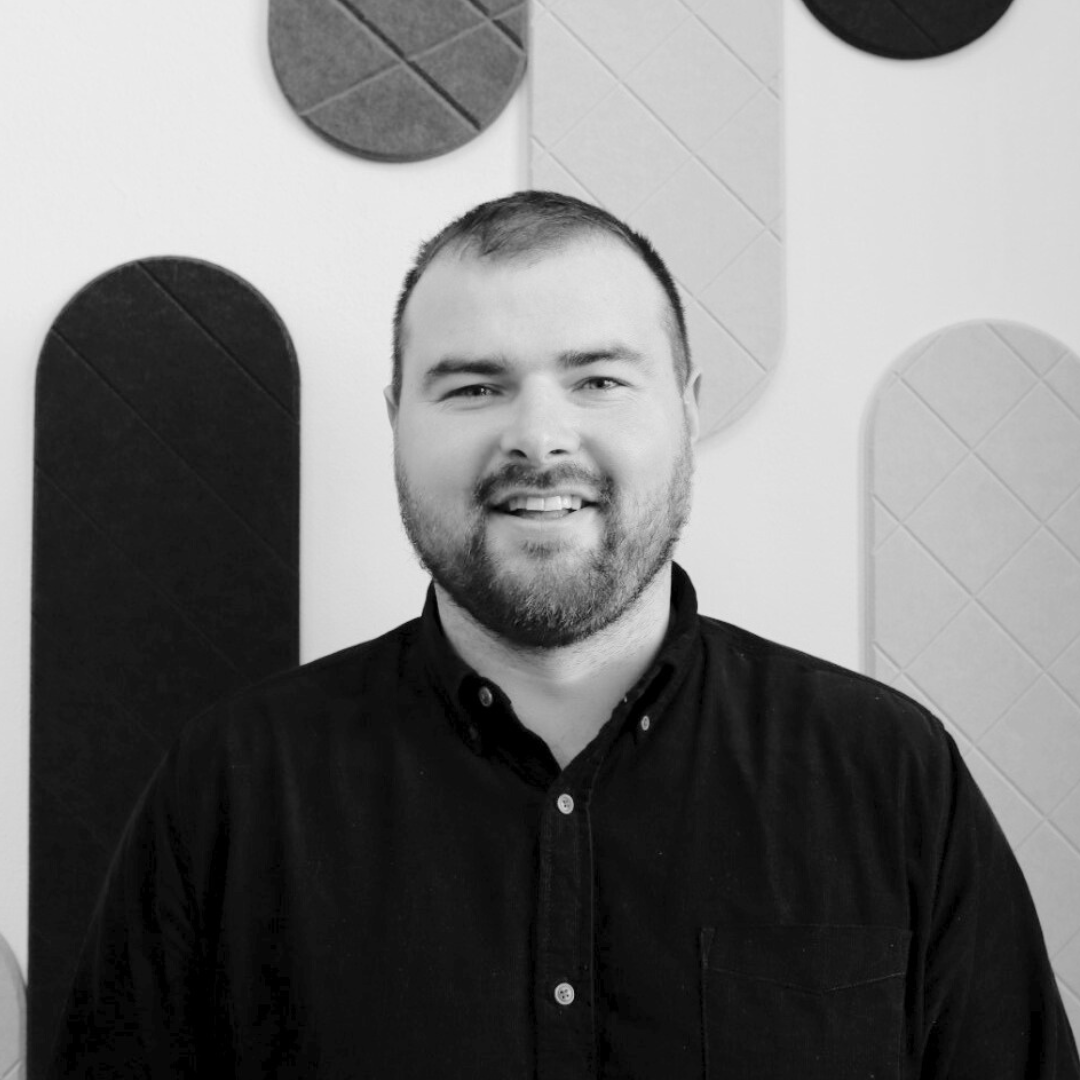 Lee Kinsella - MOY Group